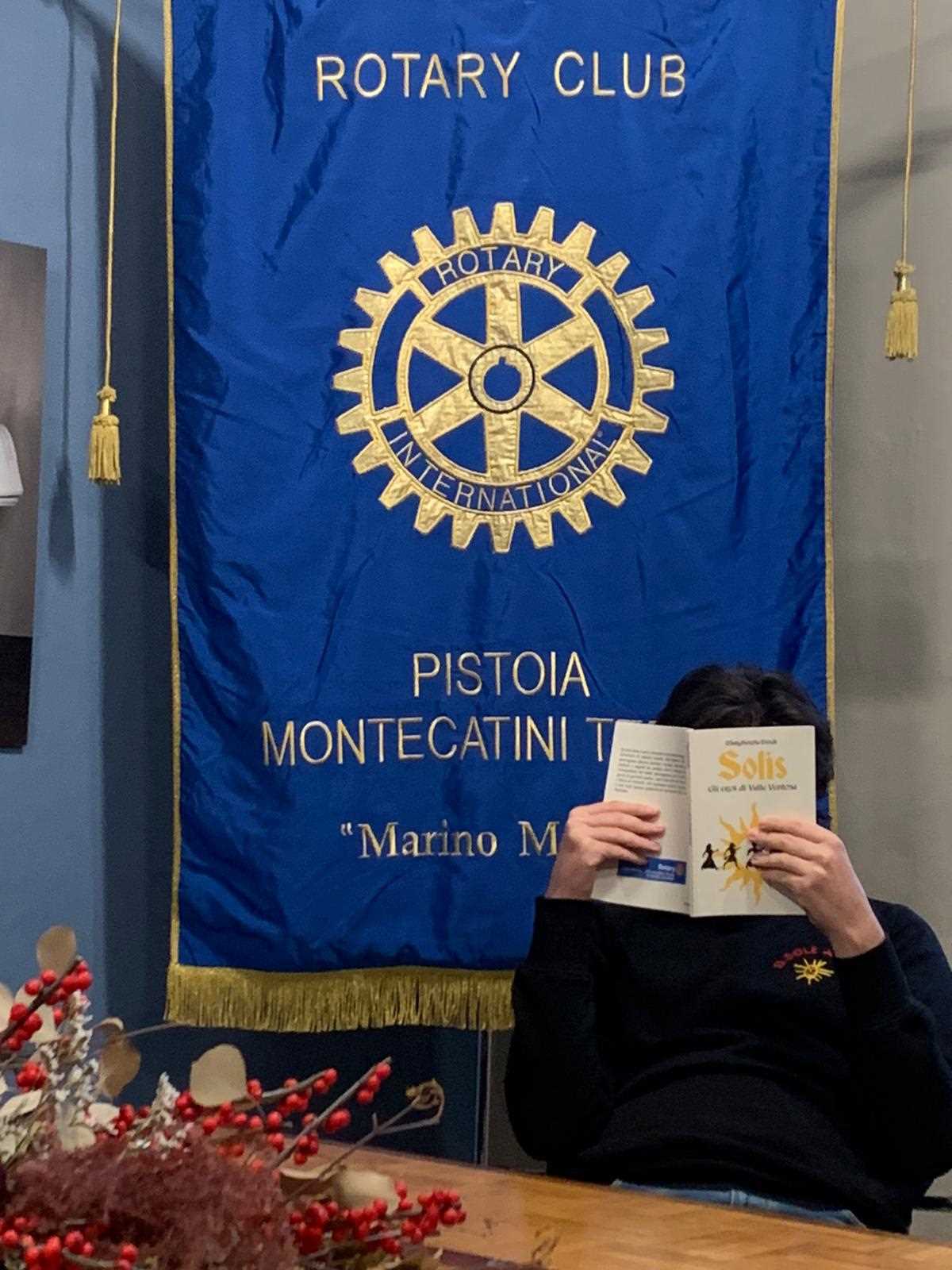 Il li­bro “So­lis – Gli Eroi di Val­le Ven­to­sa” – Rotary Marino ...